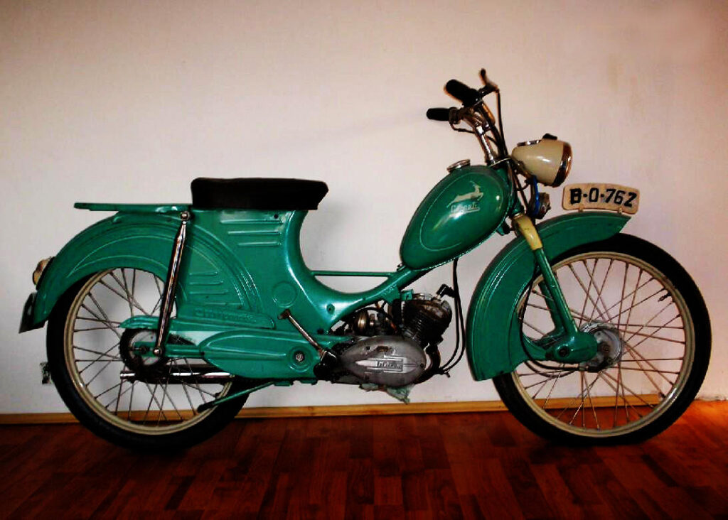 Istoria motocicletelor fabricate în România: de la IMS, la Mobra ...